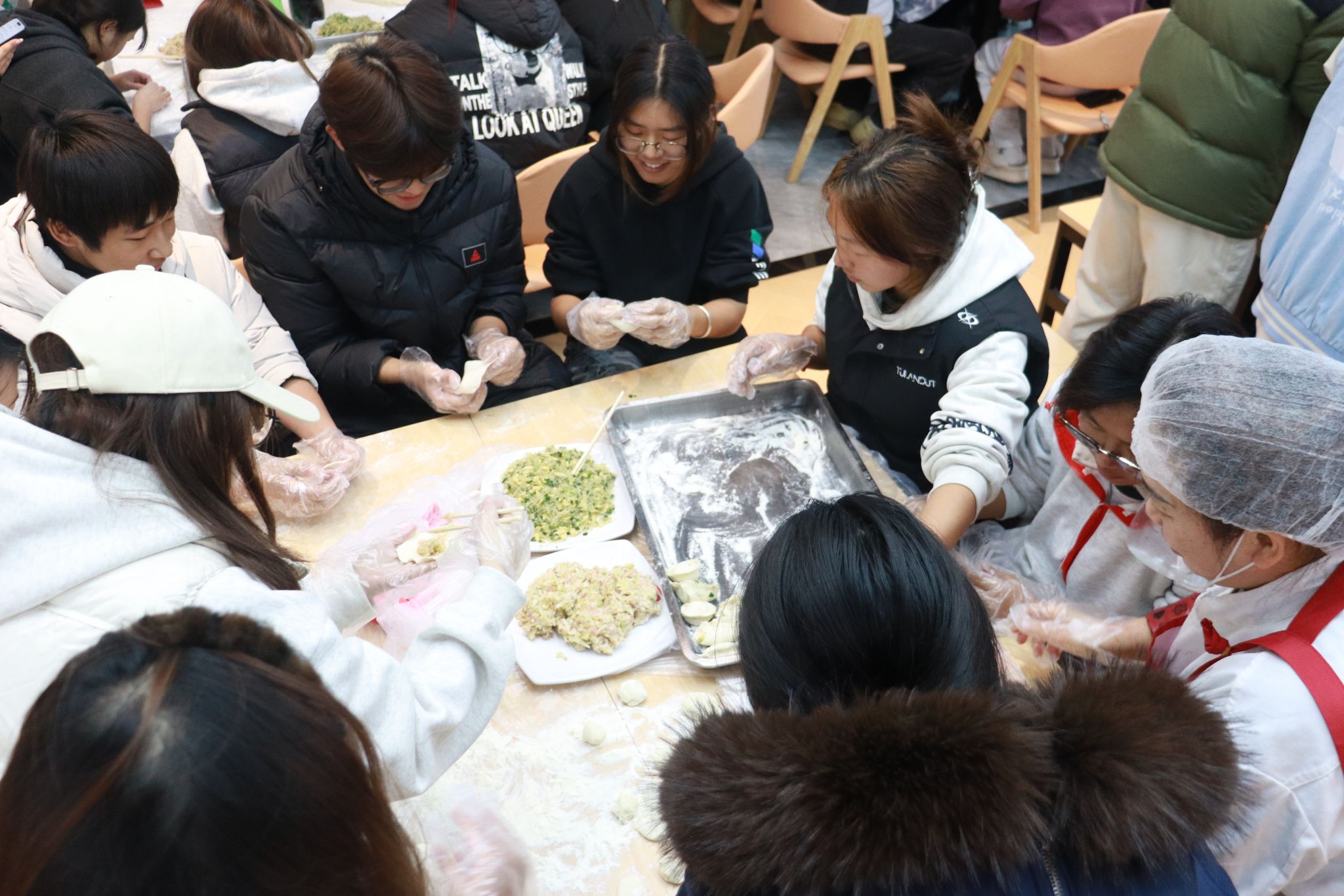 HXIT Holds Dual-Campus Dumpling-Making Activity to Celebrate Winter ...